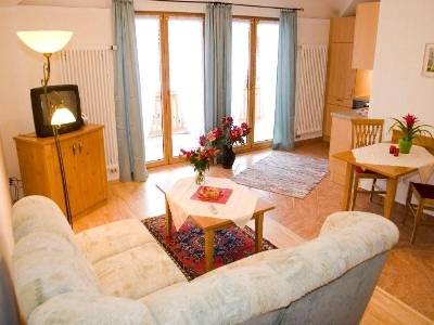 62 M² Ferienwohnung ∙ 2 Schlafzimmer ∙ 3 Gäste - Ruhpolding
