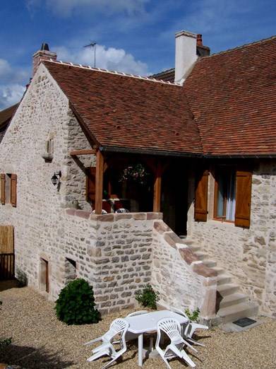 90 M² Gîte ∙ 2 Chambres ∙ 6 Personnes - Saône-et-Loire