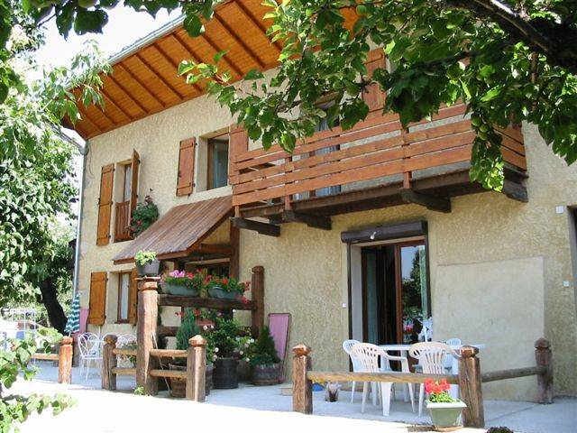 80 M² Gîte ∙ 2 Bedrooms ∙ 5 Guests - Lac de Serre-Ponçon