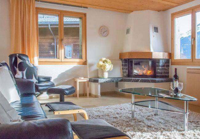 100 M² Appartement ∙ 3 Chambres ∙ 6 Personnes - Brienz