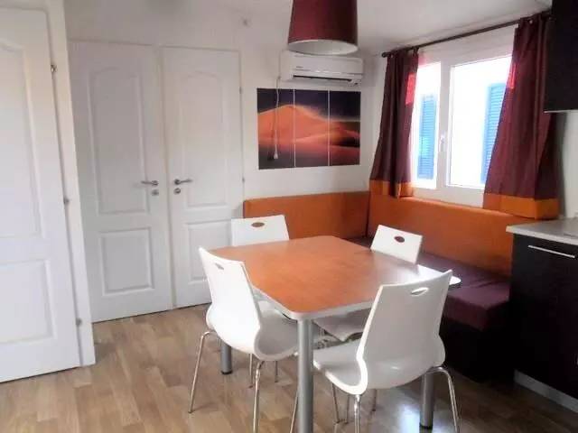 36 M² Mobil-home ∙ 3 Chambres ∙ 8 Personnes - Alès