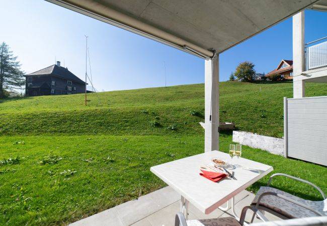 90 M² Ferienwohnung ∙ 2 Schlafzimmer ∙ 6 Gäste - Wildhaus