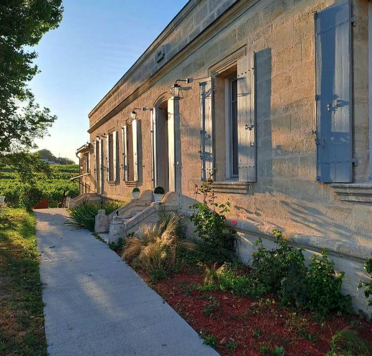 130 M² House ∙ 2 Bedrooms ∙ 4 Guests - Saint-Émilion