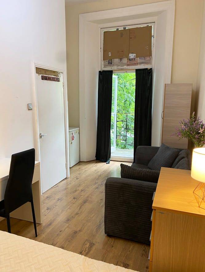80 M² Apartamento ∙ 4 Habitaciones ∙ 4 Huéspedes - Kingston-upon-Thames