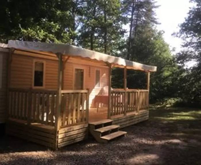 32 M² Bungalow ∙ 3 Habitaciones ∙ 6 Huéspedes - Cantal
