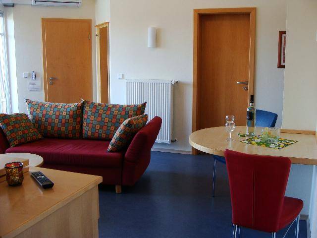 38 M² Ferienwohnung ∙ 1 Schlafzimmer ∙ 2 Gäste - Pocking