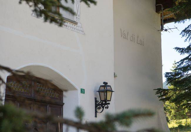 128 M² Ferienwohnung ∙ 3 Schlafzimmer ∙ 6 Gäste - Lenzerheide