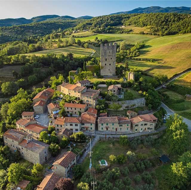 Castello ∙ 5 Camere Da Letto ∙ 9 Ospiti - Poppi