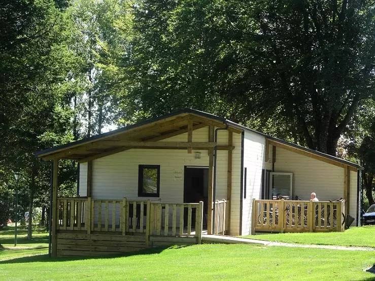 22 M² Chalet ∙ 1 Schlafzimmer ∙ 2 Gäste - Merdrignac