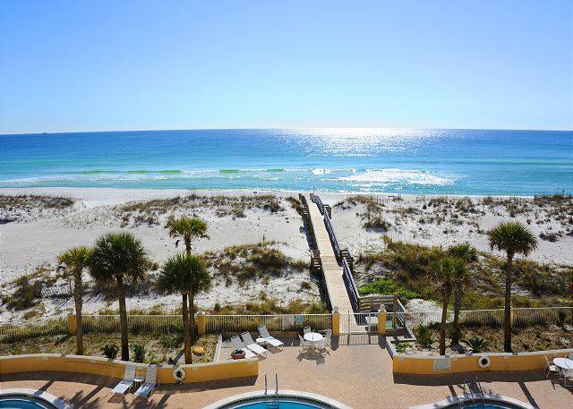 102 M² Condo ∙ 2 Bedrooms ∙ 4 Guests - Pensacola Beach, FL