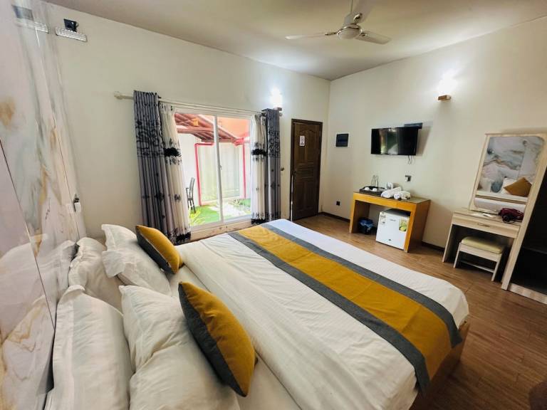 Maldives Vacation Rentals ᐅ Beach rentals & more | HomeToGo