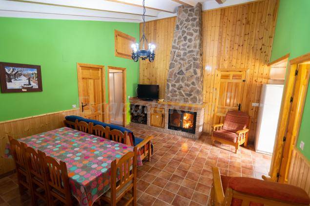 Casa Rural ∙ 21 Habitaciones ∙ 11 Huéspedes - Riópar
