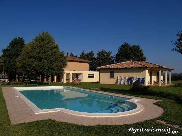 Casa Rural ∙ 6 Habitaciones ∙ 12 Huéspedes - Capalbio