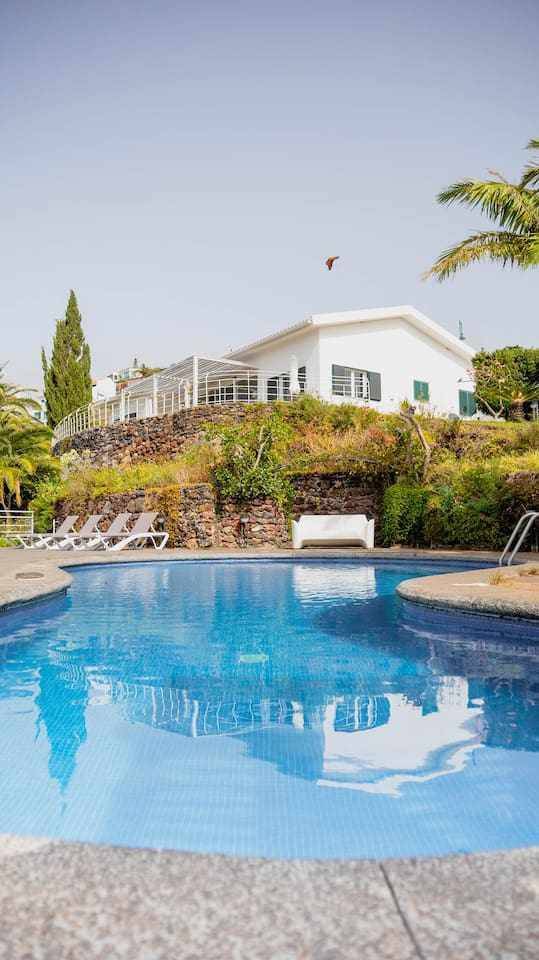 House ∙ 4 Bedrooms ∙ 8 Guests - Machico