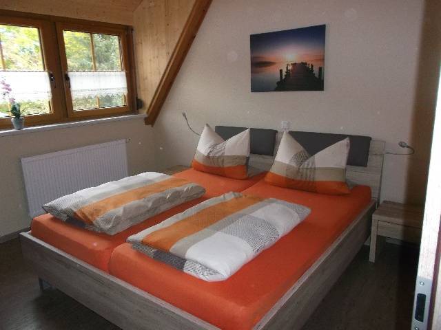 45 M² Ferienwohnung ∙ 2 Schlafzimmer ∙ 5 Gäste - Pappenheim