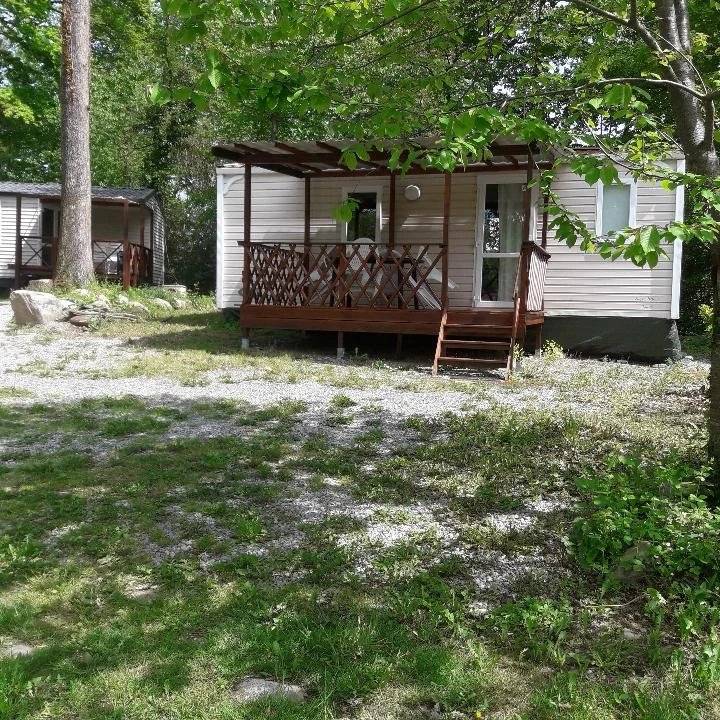 28 M² Camping ∙ 2 Chambres ∙ 4 Personnes - Hautes-Pyrénées