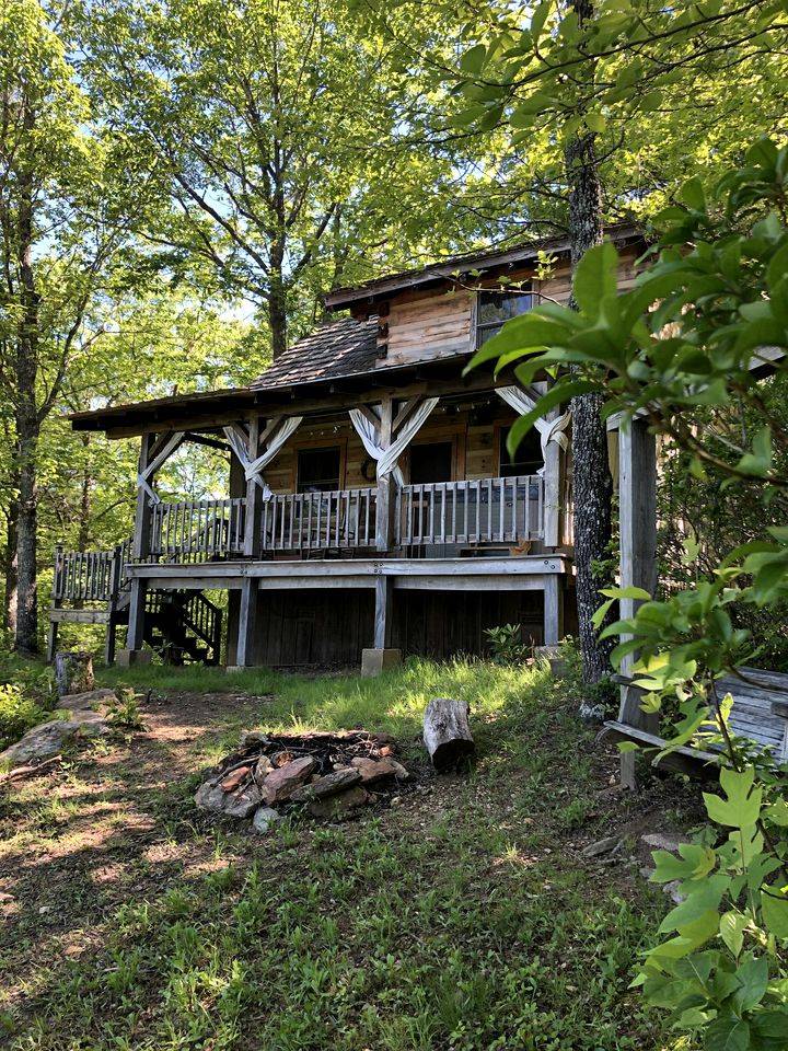 House ∙ 1 Bedroom ∙ 2 Guests - Galax, VA