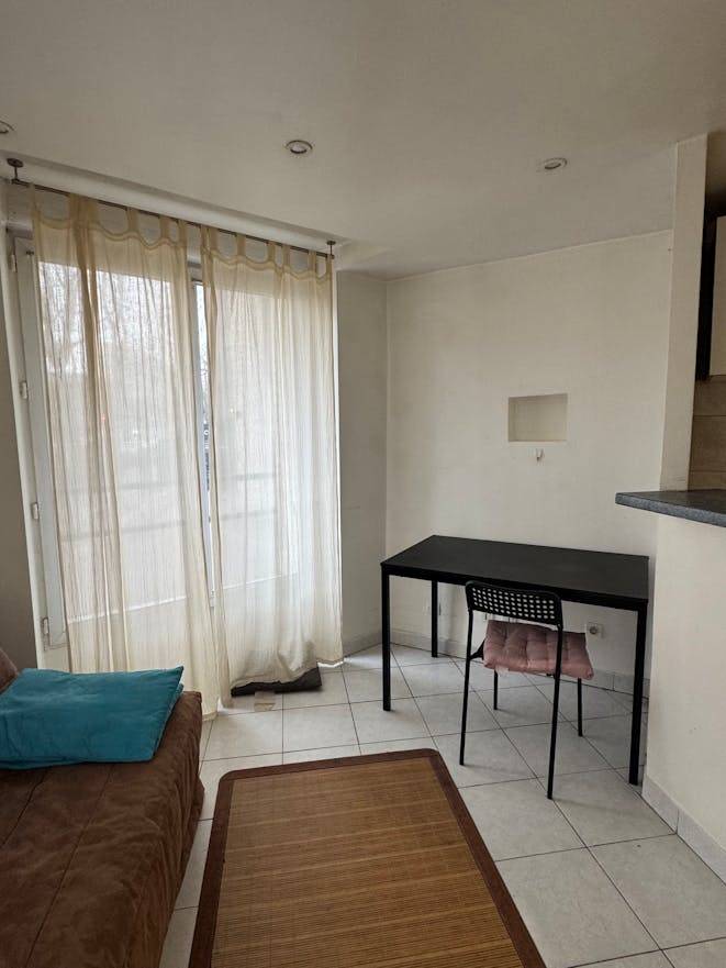 25 M² Apartment ∙ 2 Guests - Maisons-Alfort
