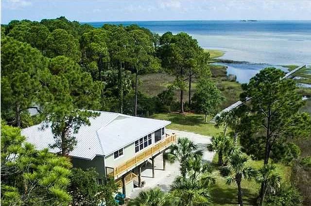 253 M² House ∙ 4 Bedrooms ∙ 12 Guests - Indian Pass, FL