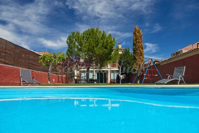 Cottage ∙ 4 Bedrooms ∙ 9 Guests - Avià