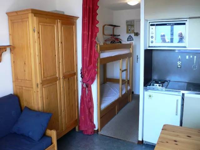 18 M² Studio Flat ∙ 1 Bedroom ∙ 4 Guests - Villard-Reculas