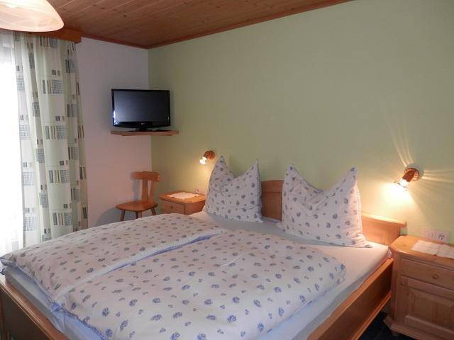 18 M² Hotel ∙ 1 Schlafzimmer ∙ 2 Gäste - Gsies