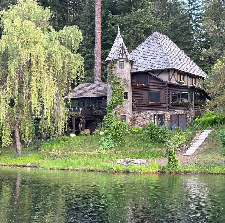 195 M² House ∙ 3 Bedrooms ∙ 6 Guests - Lake Coeur d'Alene, ID