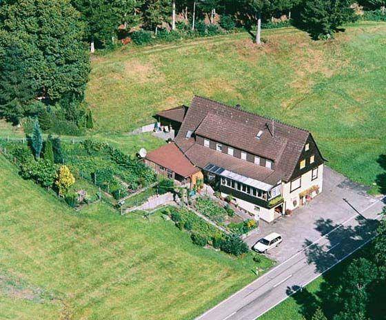 64 M² Apartment ∙ 2 Bedrooms ∙ 4 Guests - Schiltach