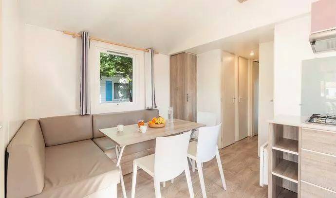 32 M² Caravan ∙ 3 Bedrooms ∙ 6 Guests - La Grande-Motte