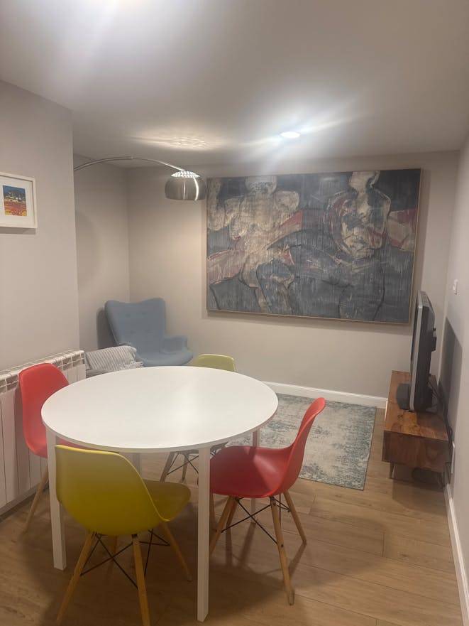 80 M² Apartamento ∙ 2 Habitaciones ∙ 2 Huéspedes - Majadahonda