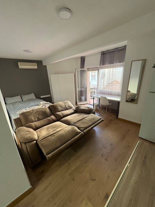 80 M² Private Room ∙ 1 Bedroom ∙ 2 Guests - Pinto