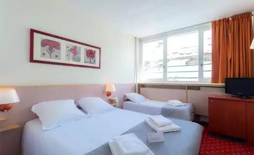 16 M² Hotel ∙ 1 Bedroom ∙ 2 Guests - France