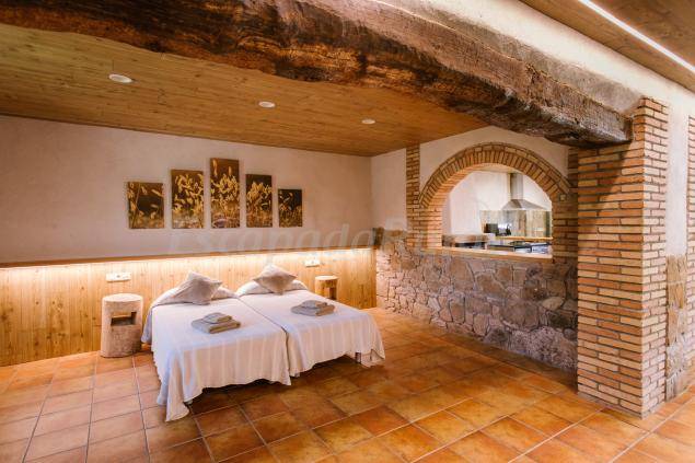 Casa De Campo ∙ 10 Quartos ∙ 4 Hóspedes - Vic