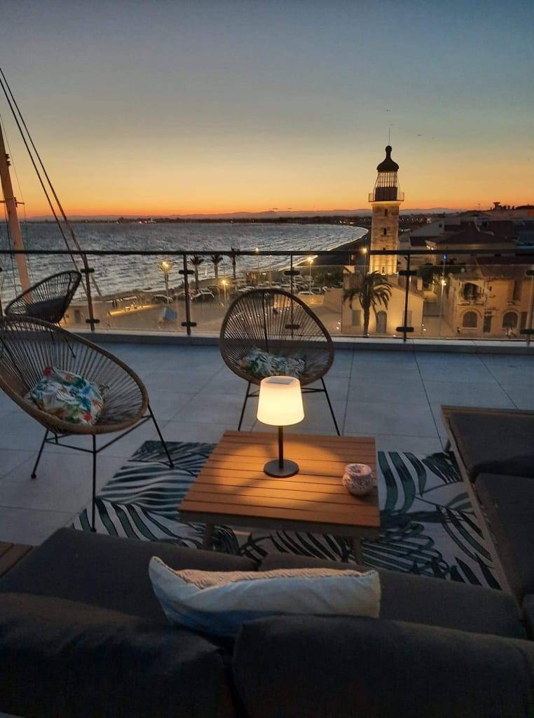 154 M² Appartement ∙ 3 Chambres ∙ 6 Personnes - Port Camargue
