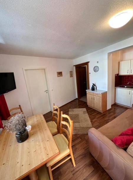 42 M² Ferienwohnung ∙ 2 Schlafzimmer ∙ 4 Gäste - Gaschurn
