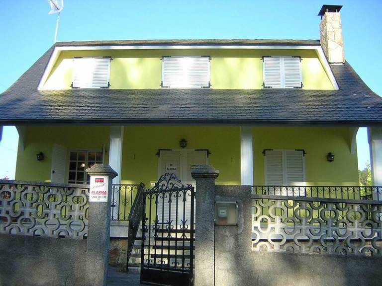 Apartamentos y alojamientos en Sada | HomeToGo