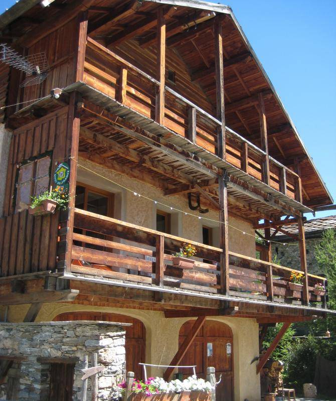 100 M² Gîte ∙ 2 Chambres ∙ 4 Personnes - Arvieux