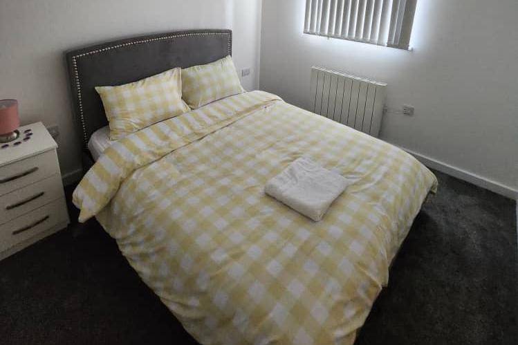 75 M² Apartment ∙ 2 Bedrooms ∙ 4 Guests - Tutbury Castle