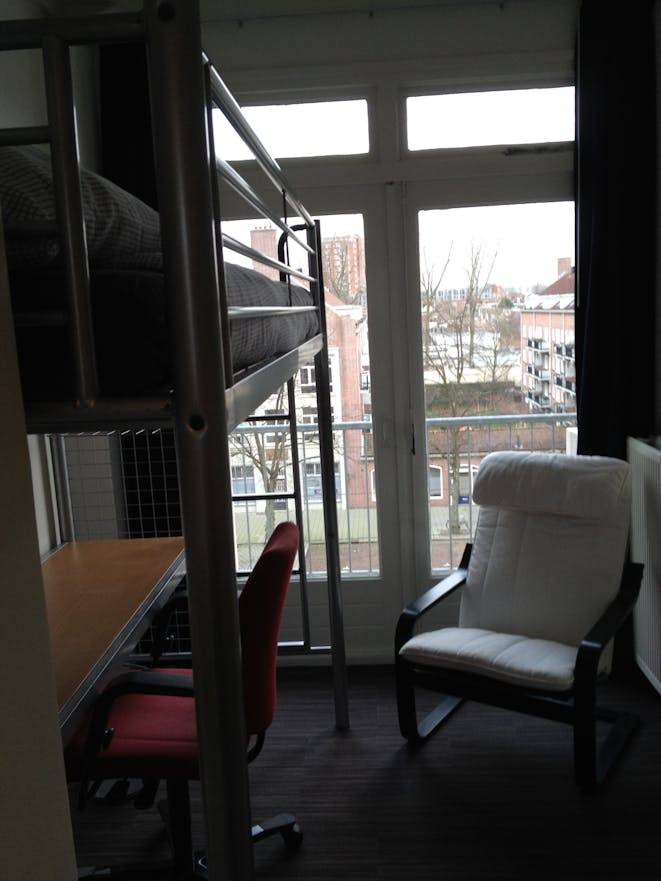 72 M² Private Room ∙ 1 Bedroom ∙ 1 Guest - Rotterdam