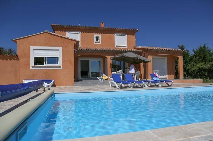 170 M² Villa ∙ 4 Chambres ∙ 8 Personnes - Quinson