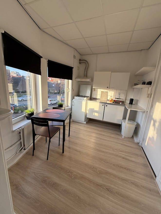21 M² Habitación Privada ∙ 1 Habitación ∙ 1 Huésped - Groninga