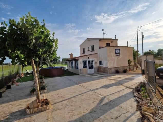Casa Rural ∙ 4 Habitaciones ∙ 7 Huéspedes - Tarragona