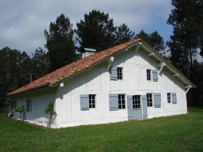 200 M² Gîte ∙ 4 Chambres ∙ 9 Personnes - Aquitaine