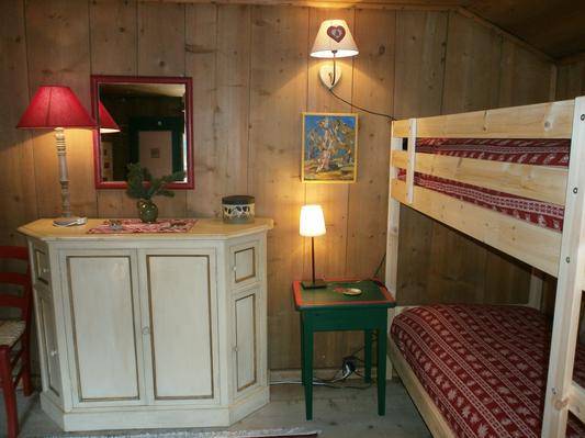 200 M² Ferienhaus ∙ 5 Schlafzimmer ∙ 12 Gäste - Scuol