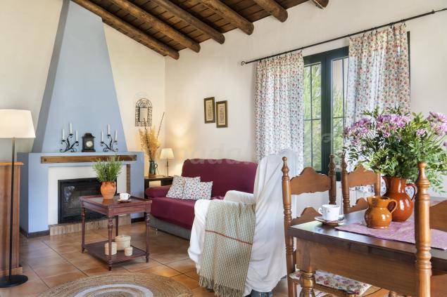 Casa Rural ∙ 13 Habitaciones ∙ 2 Huéspedes - Cortegana