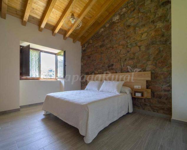 Casa Rural ∙ 11 Habitaciones ∙ 10 Huéspedes - Cantabria