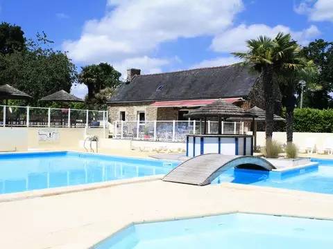Caravan ∙ 2 Bedrooms ∙ 6 Guests - Beg Meil