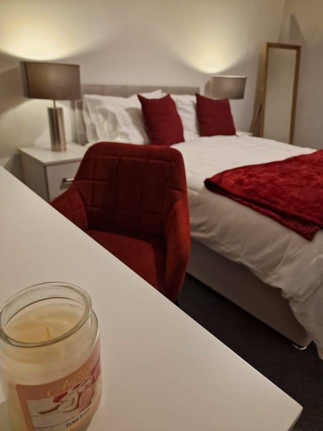 64 M² Apartment ∙ 2 Bedrooms ∙ 4 Guests - Warrington