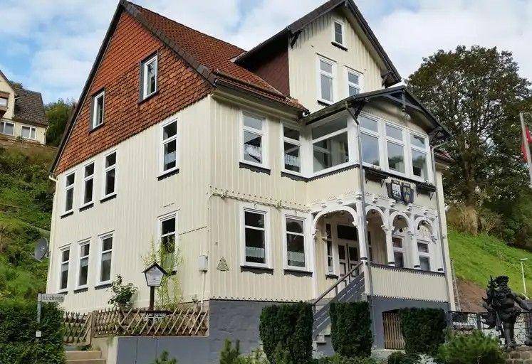 216 M² Ferienhaus ∙ 6 Schlafzimmer ∙ 12 Gäste - Clausthal-Zellerfeld