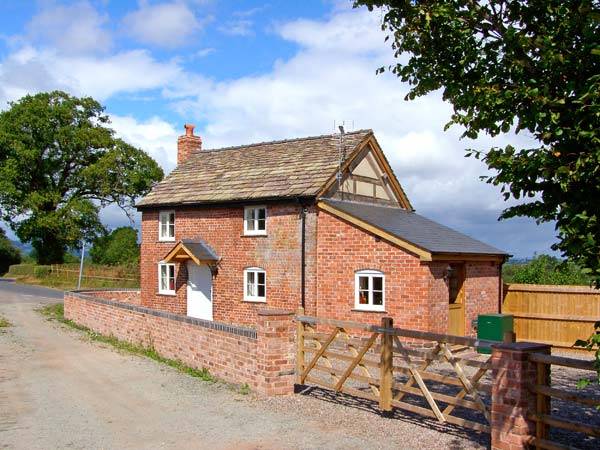 Cottage ∙ 2 Bedrooms ∙ 4 Guests - Hereford